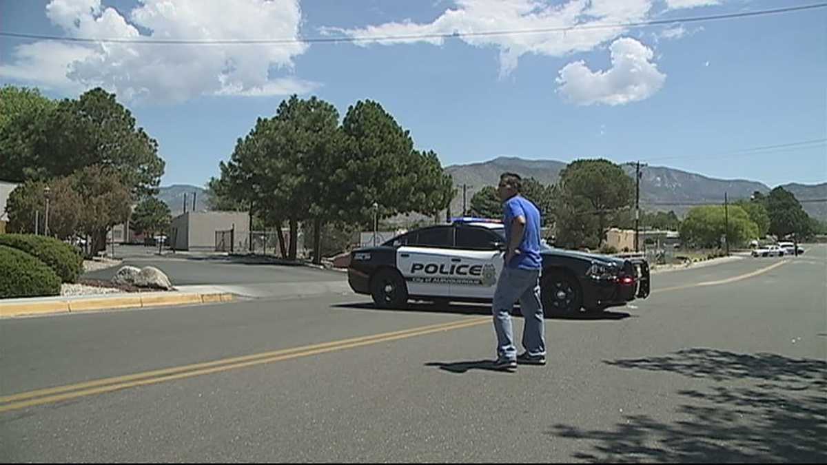 Police: NE Albuquerque SWAT situation concludes
