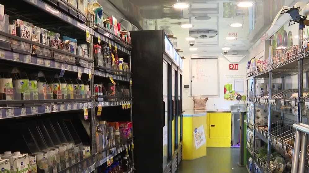 Kroger Mobile Market celebrates 5 years of service