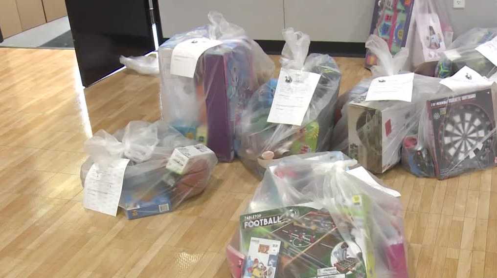 Volunteers pass out food, toys to families in need in Hillview