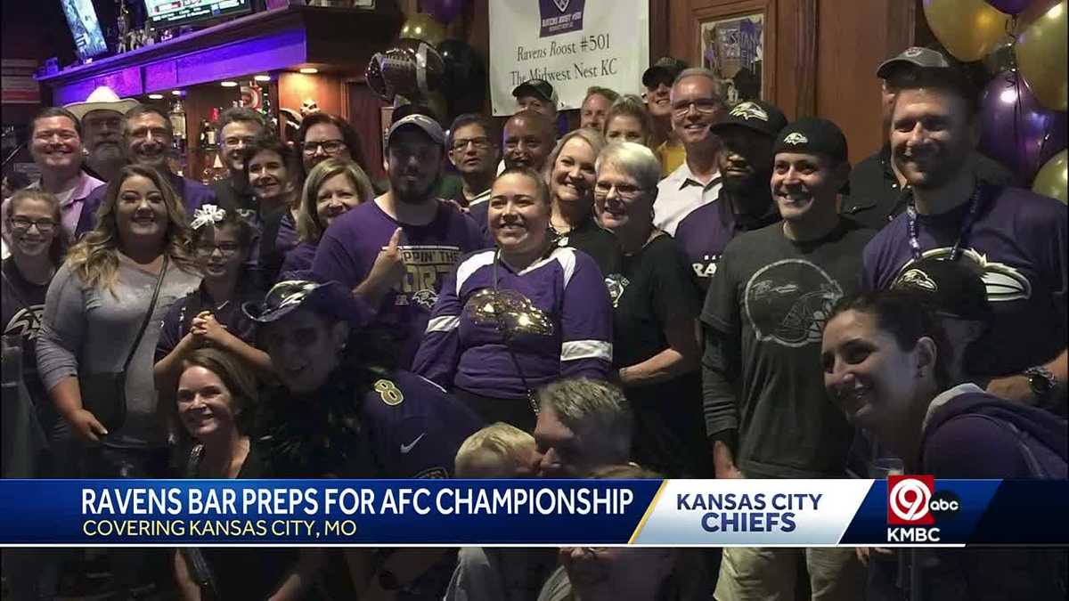 Flock of Ravens fans in Kansas City ready to cheer on Baltimore
