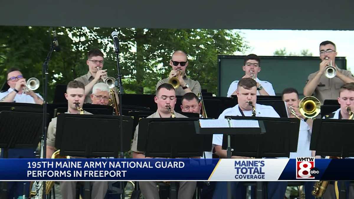 Maine Army National Guard Band performs in Freeport