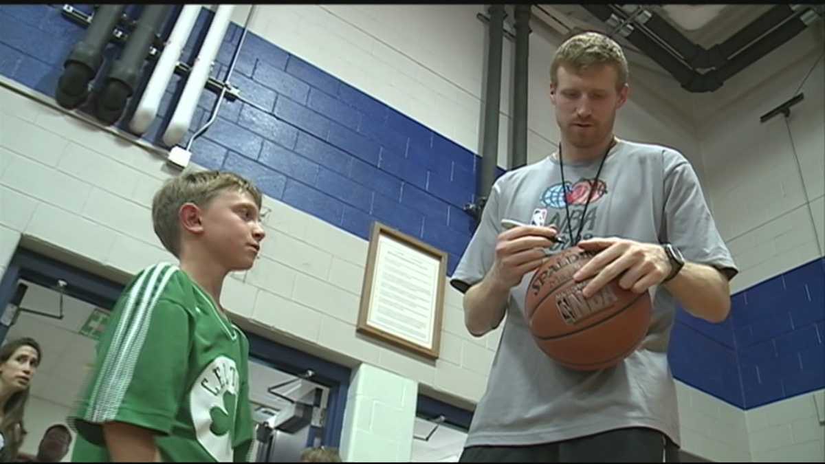 Bonner brings championship trophy home