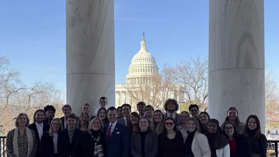 Drake University students spending J-term in Washington, D.C., for ...