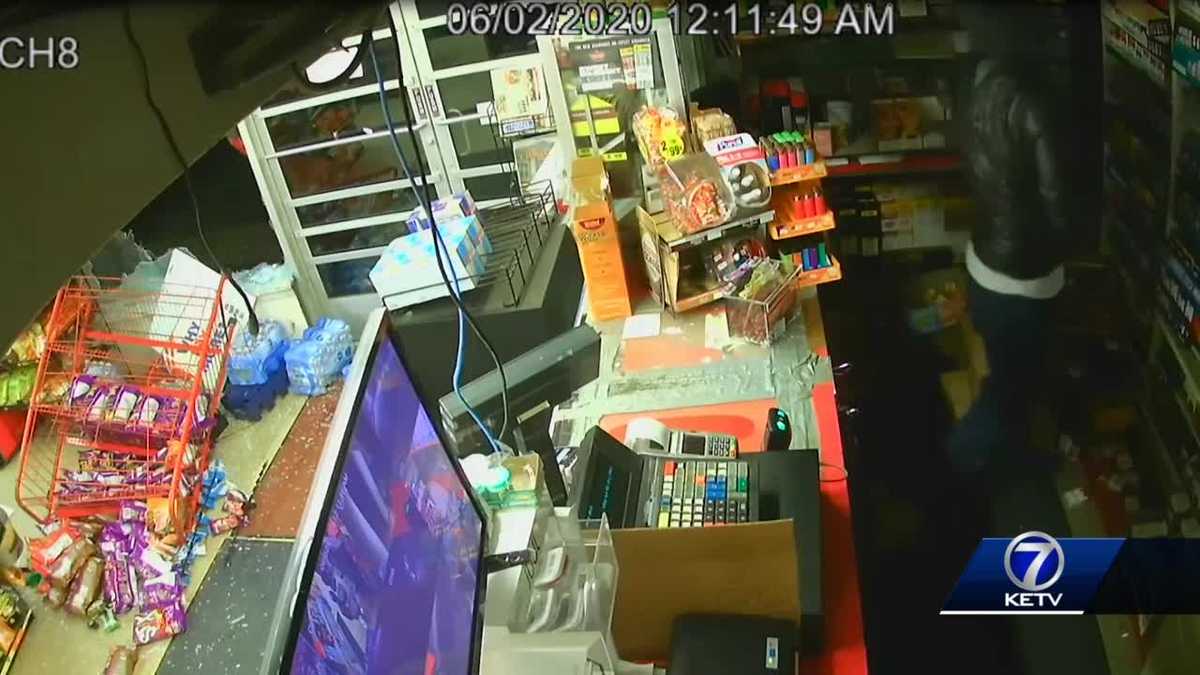 Crime Stoppers: Police investigating break in at convenience store