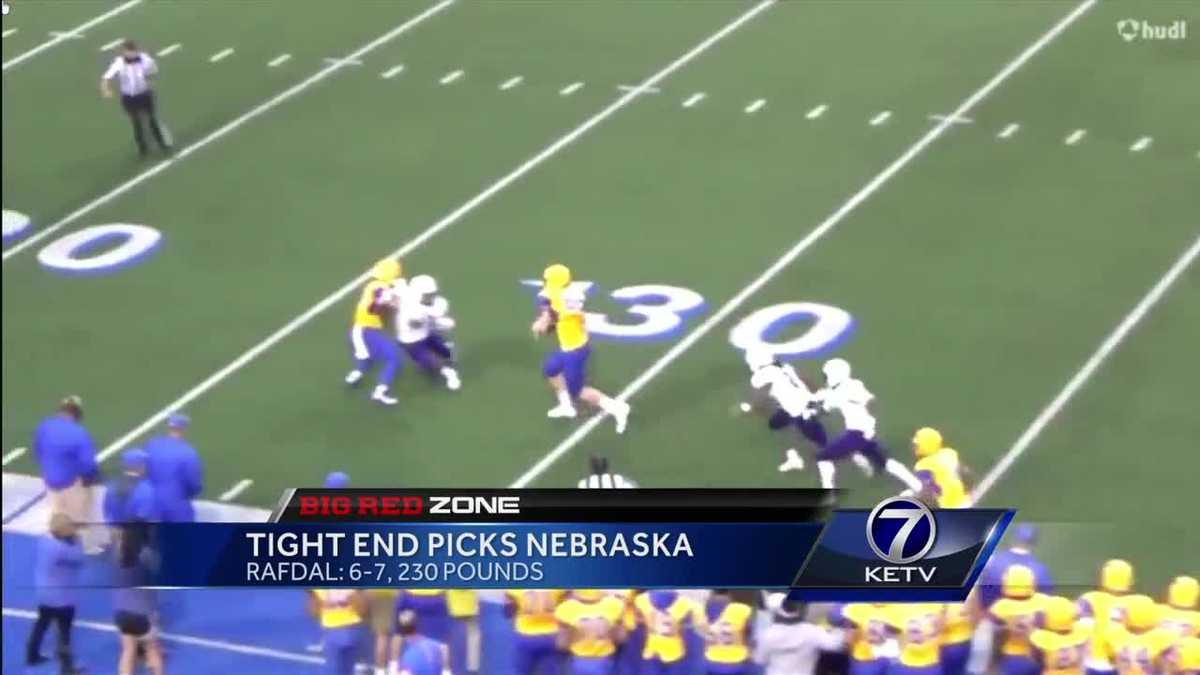 Tight end picks Nebraska