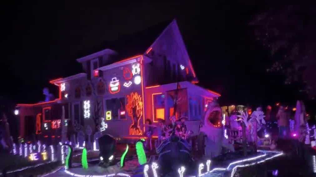 Halloween magic takes over Fort Dodge with dazzling light show