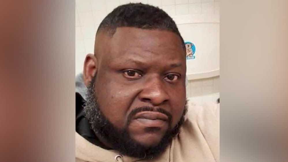 Milwaukee police homicide unit now investigating death at downtown hotel