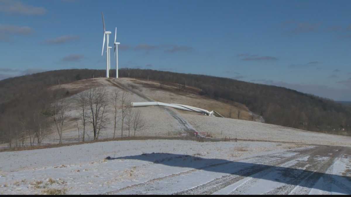 Huge wind turbine falls in Fayette County