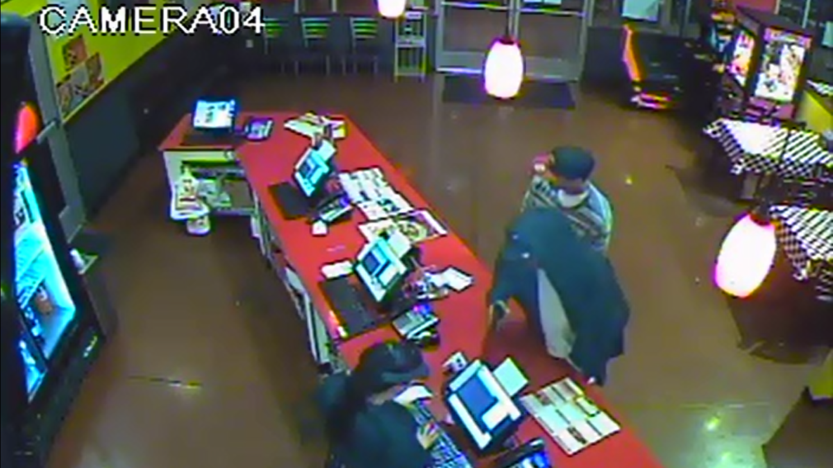 Surveillance video of Pizza 9 robbery