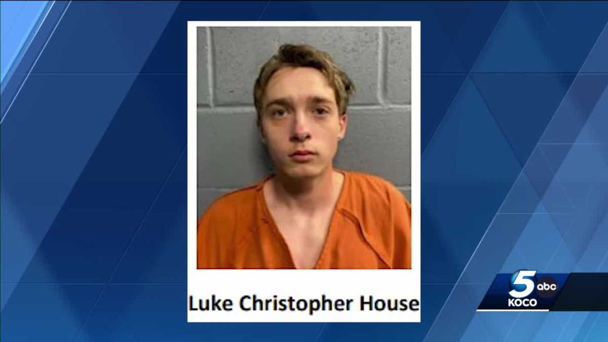 18-year-old facing two counts of second-degree murder for crash