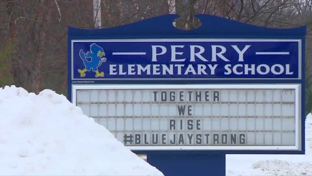 New Iowa bill aimed at helping Perry school district retain teachers