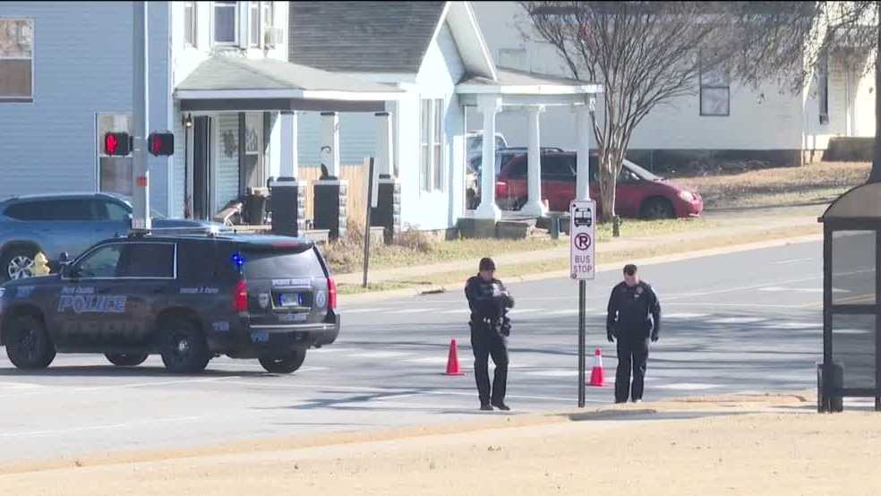 Fort Smith Police: Driver hit and killed bicyclist