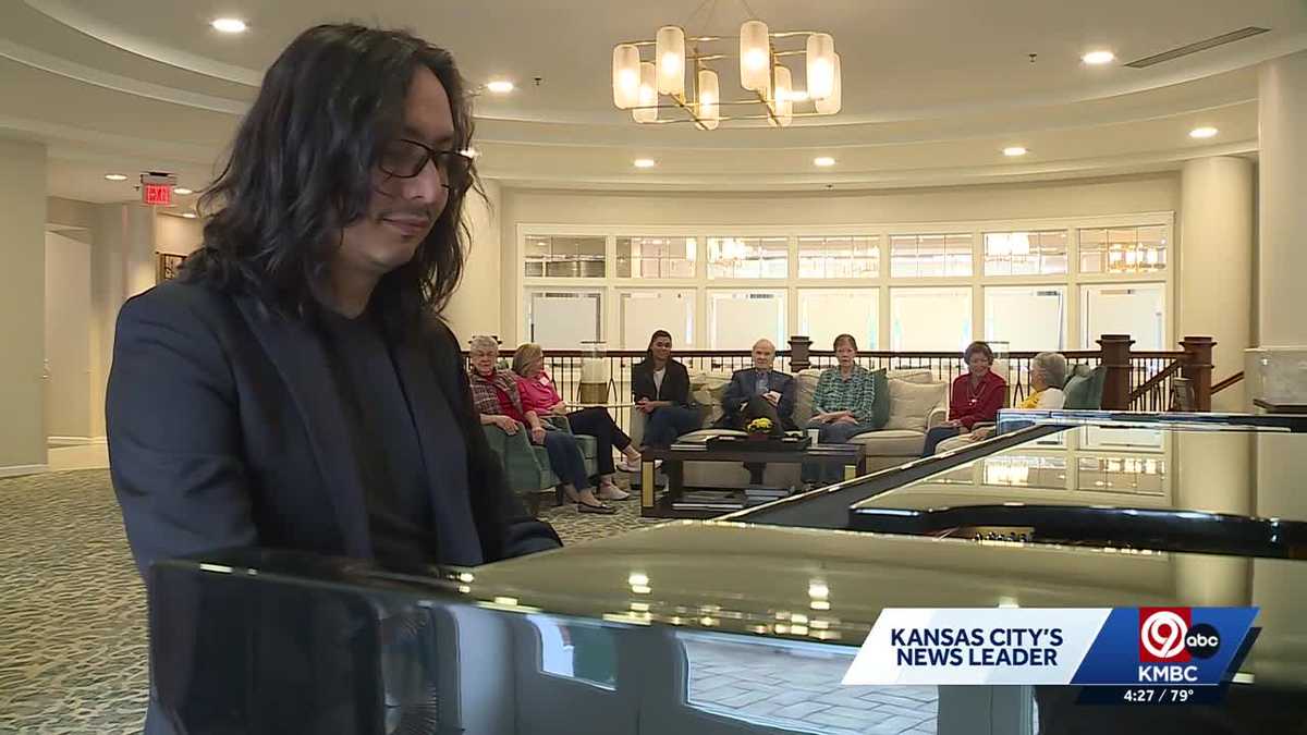 UMKC music student living in senior community