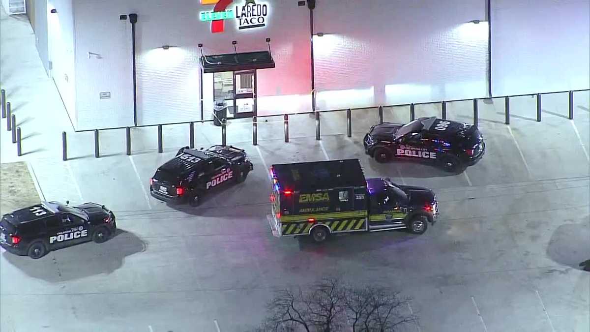 OKC police investigate after man with gunshot wound walks into 7-Eleven