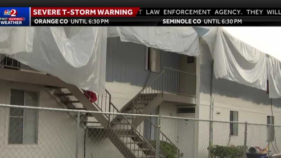 Orlando apartment building's roof collapses, residents displaced