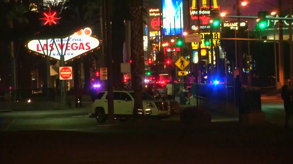 Las Vegas concert shooting kills at least 59 people; more than 500 wounded