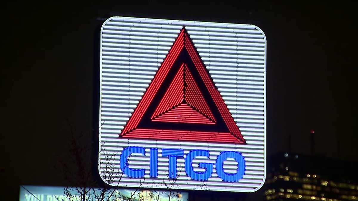 Campaign launched to save iconic Boston sign