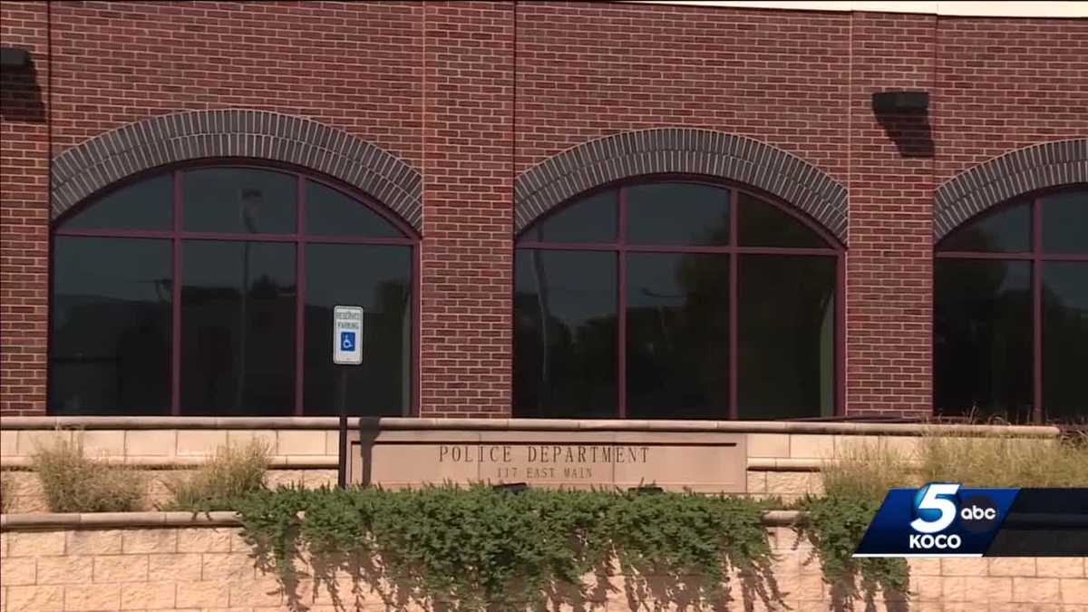 Moore police launch cadet academy for students