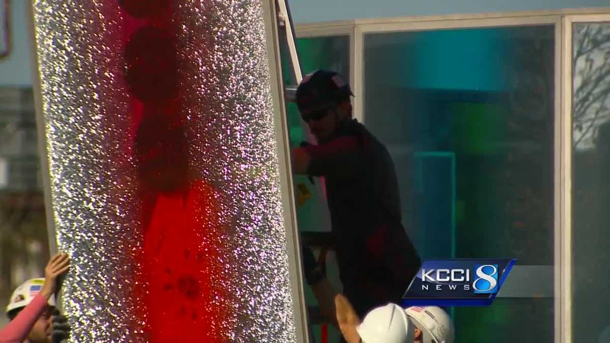 Damaged public art costs DSM thousands