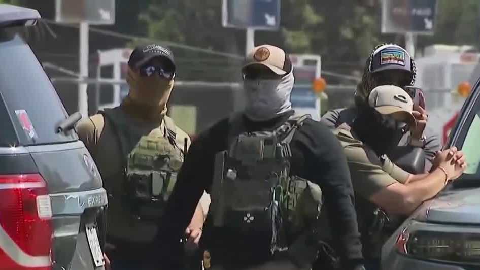 California lawmakers pass bill barring authorities from wearing face masks