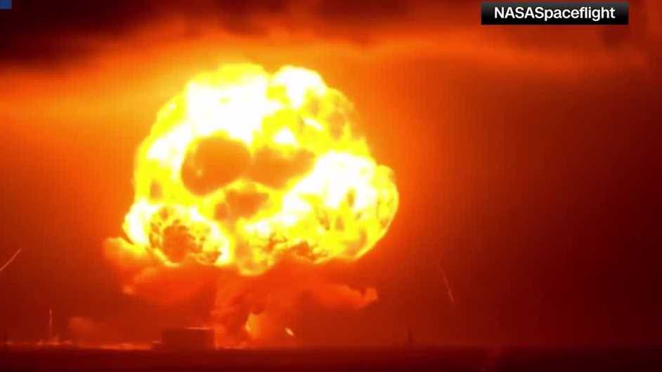 Blue Origin New Glenn rocket explodes on launch pad - KETV