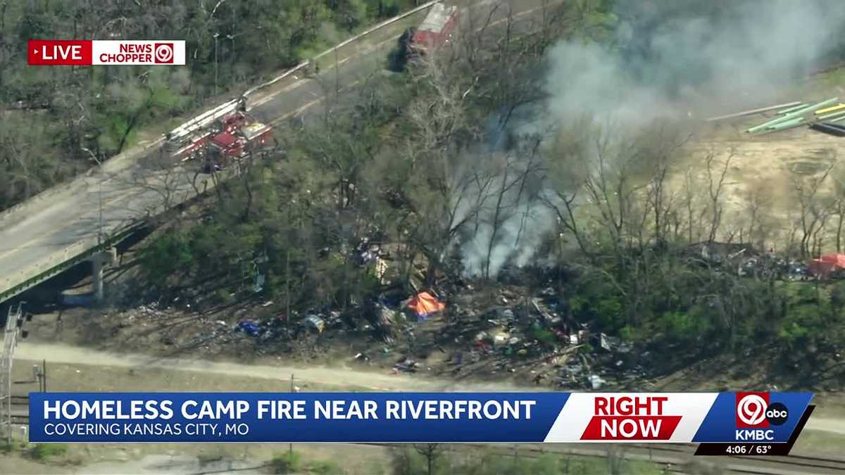 KCFD battles fire at homeless encampment near downtown KC