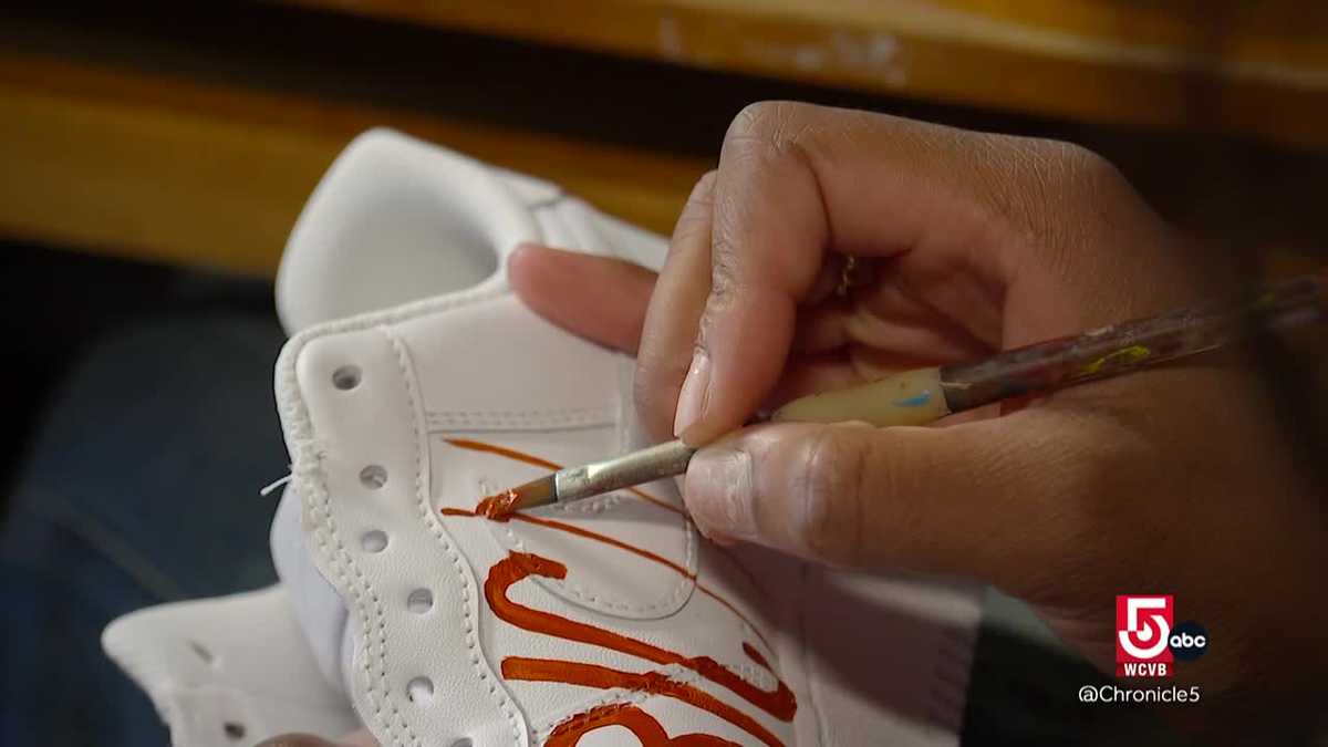 Harvard basketball star is gifted as an athlete and artist