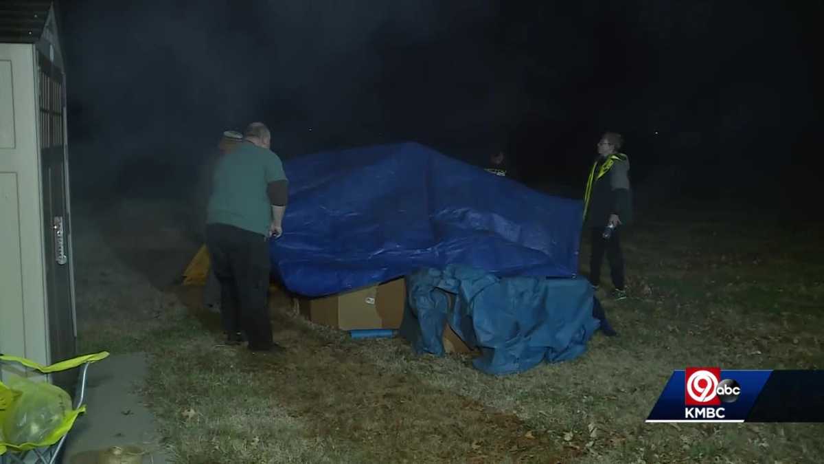 Church teaches youth group about homelessness through simulation