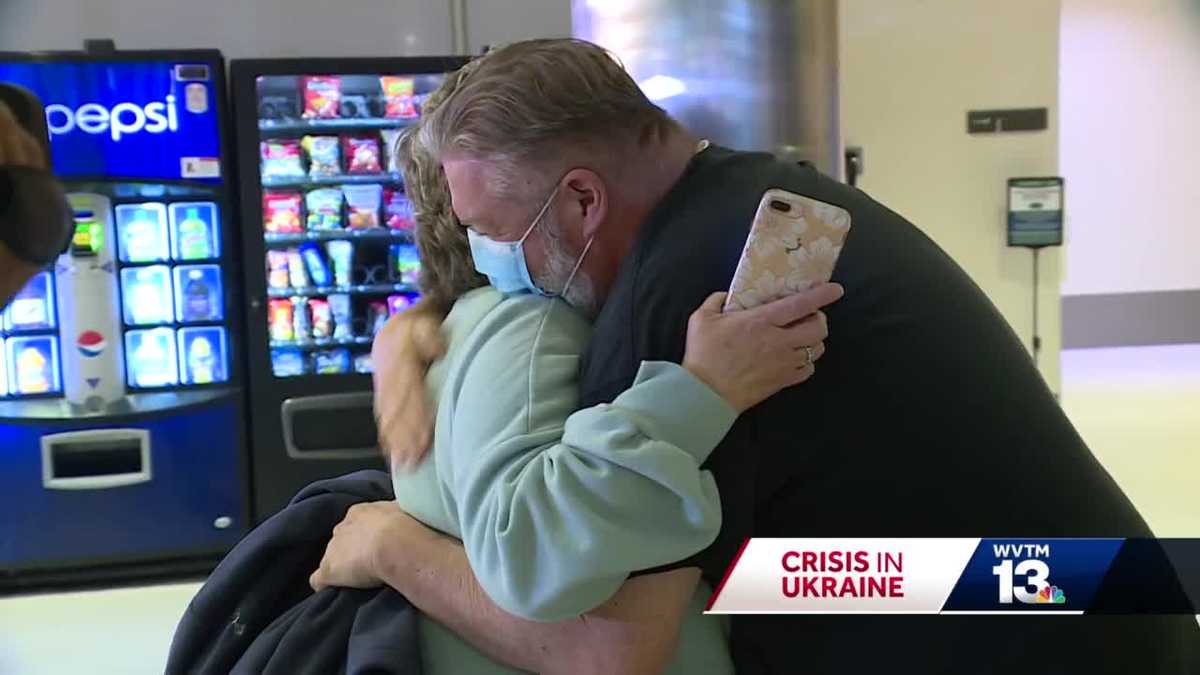Winfield pastor reunites with family, congregation
