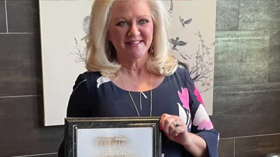 Congrats! Longtime WLKY employee honored by city with 'Debbie Roberson Day'