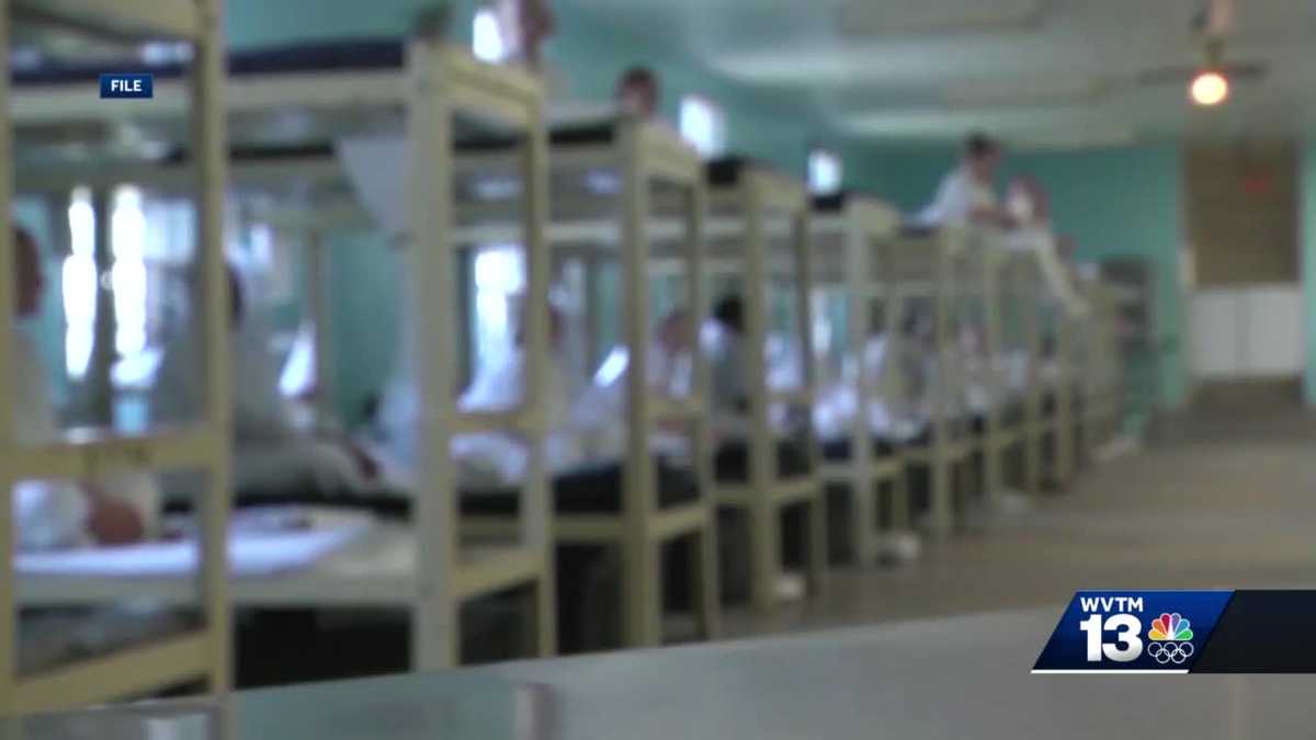 Alabama leasing new prisons