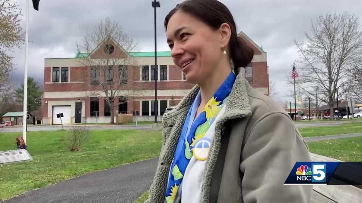 Local teacher, part Russian and Ukrainian offering emotional support to ...