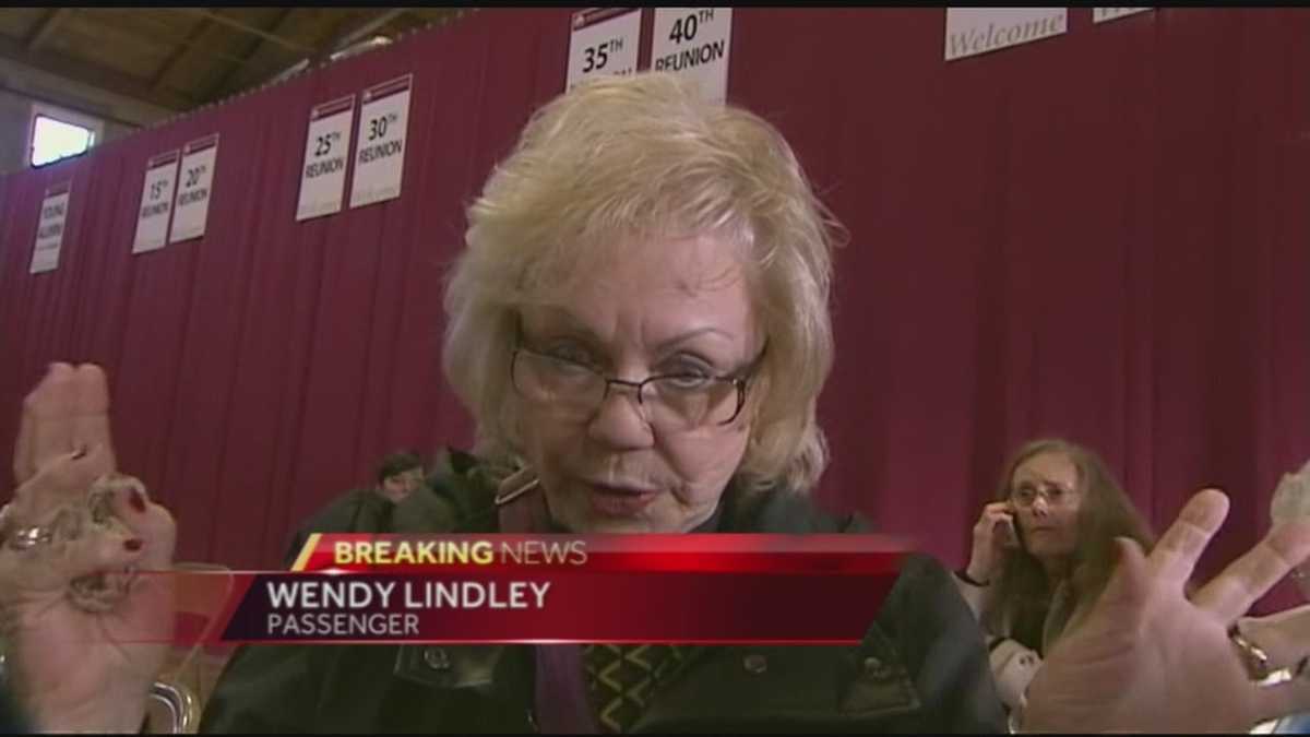Passenger describes Amtrak train derailment