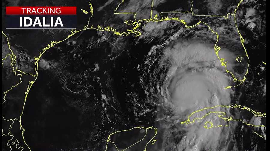 Huracán Idalia: Anuncio de cancelaciones de clases en Florida Central