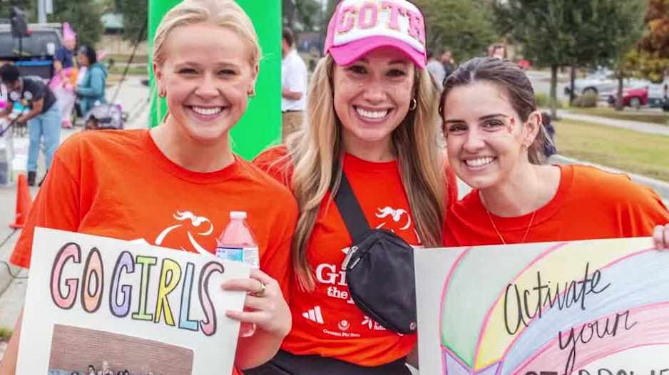 Hundreds of girls celebrate strength and confidence at Girls on the Run ...