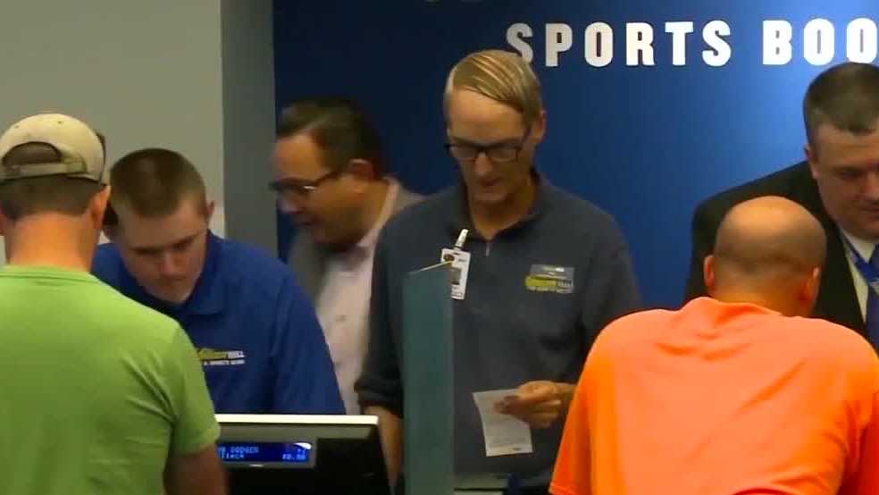 Iowa judge: Investigators of sports betting probe can't be sued