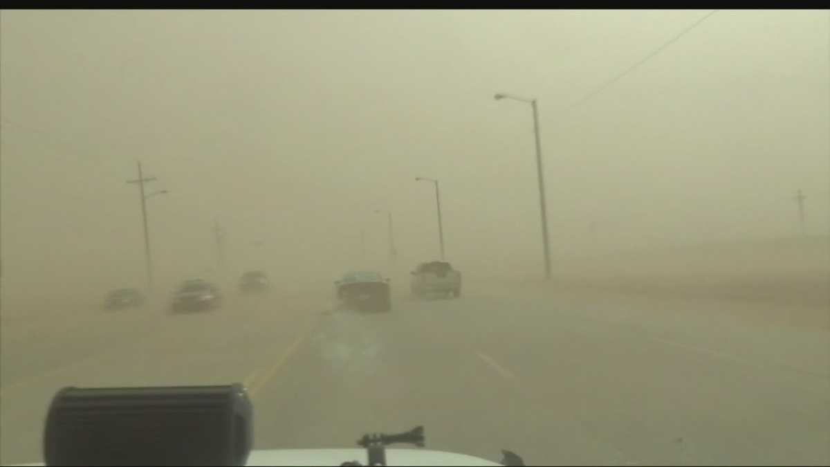 Dust storm impacts Oklahoma City