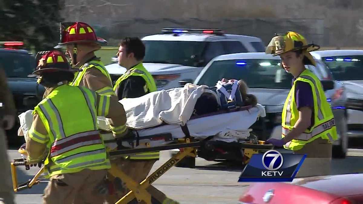 Mock drunk-driving crash aims to teach high school drivers a lesson