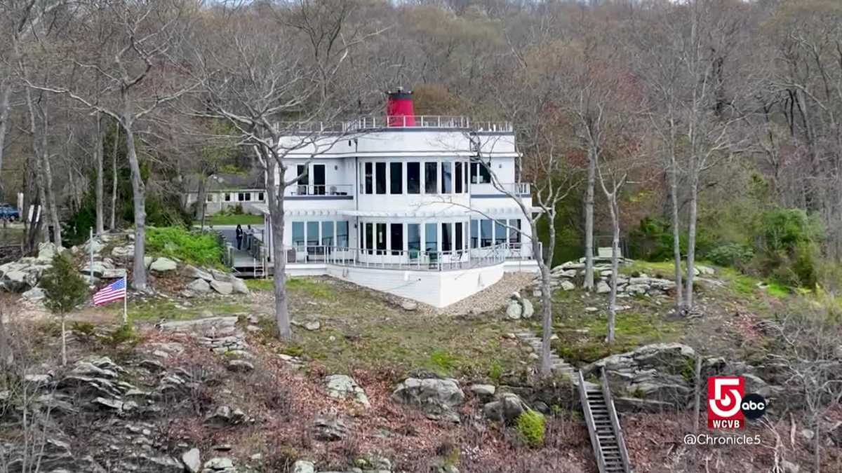 Peek inside a steamship-inspired riverfront house