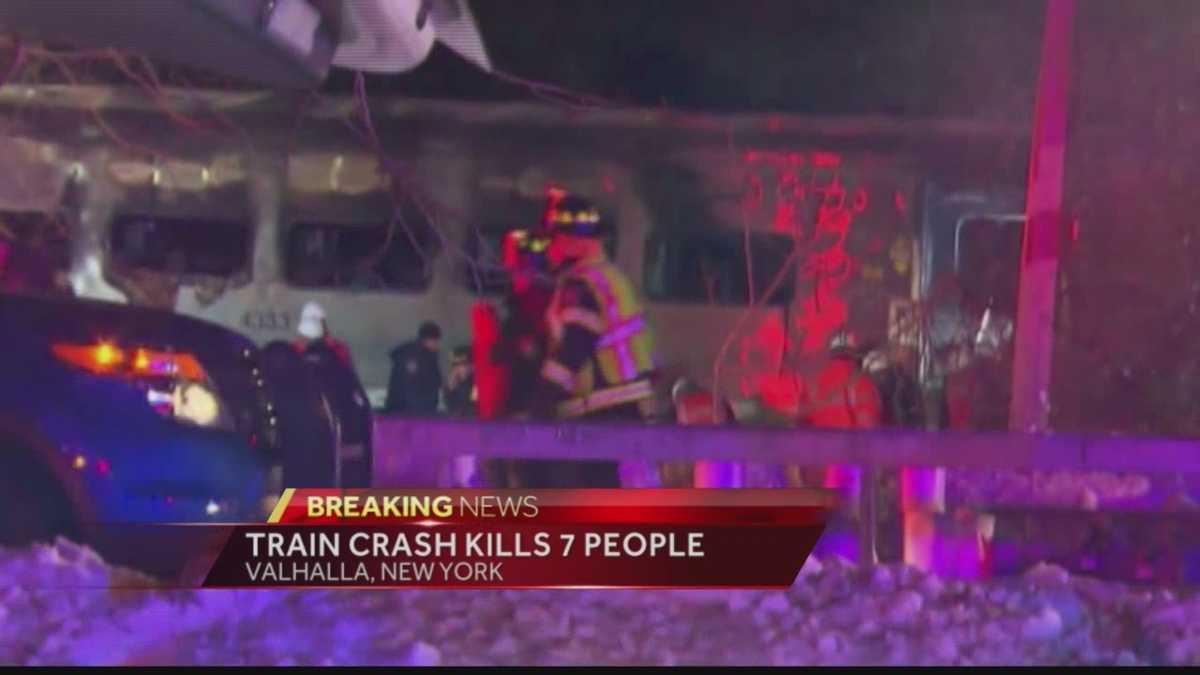 7 dead in New York train crash
