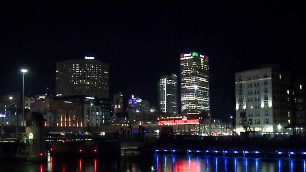 Wisconsin utility companies prepare for power outages