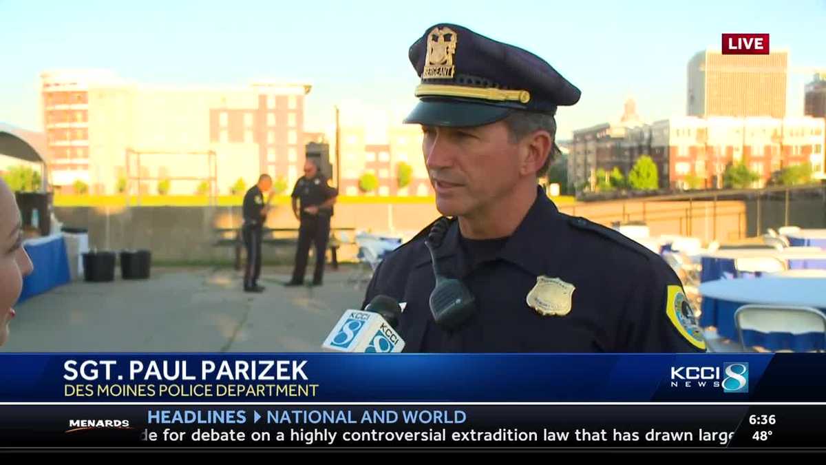 Grab breakfast with a police officer this morning