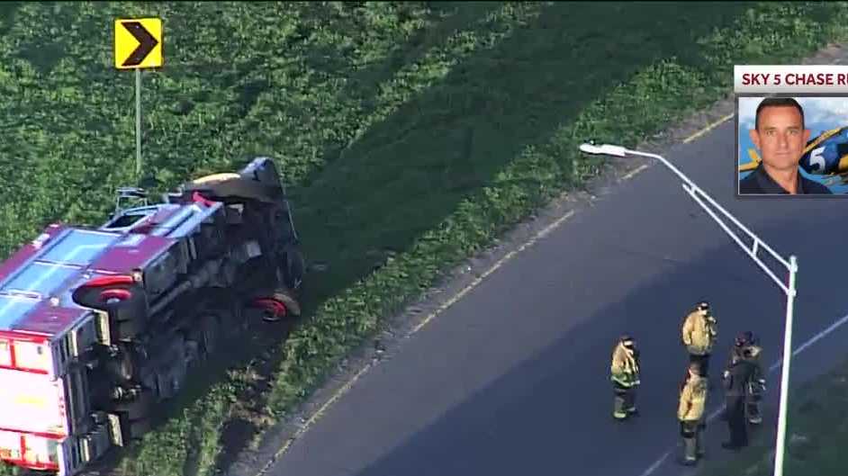 WATCH: Fire truck overturns in southwest Oklahoma City