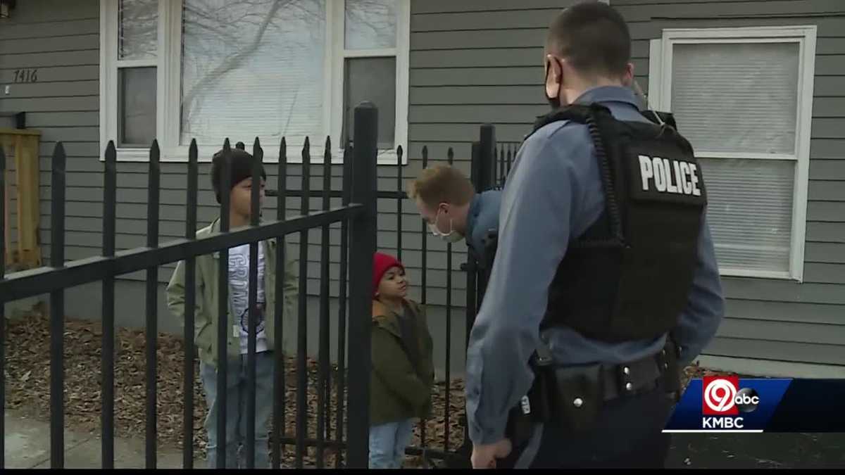 People and the Police: KCPD officers work with social workers while on ...