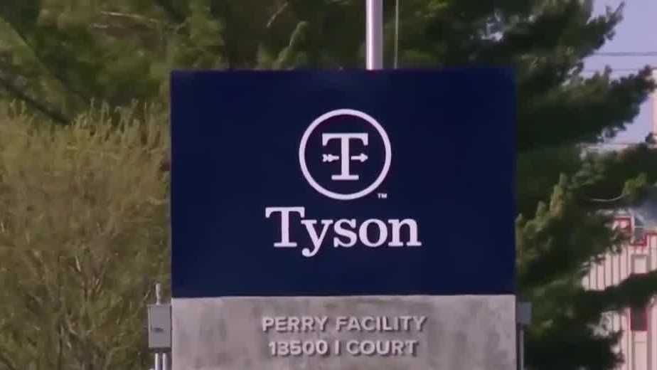 Perry demands information on Tyson plant's COVID-19 cases
