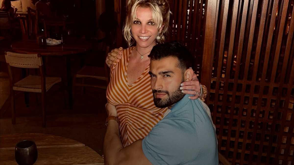 Sam Ashgari says he and Britney Spears are staying 'positive' after ...
