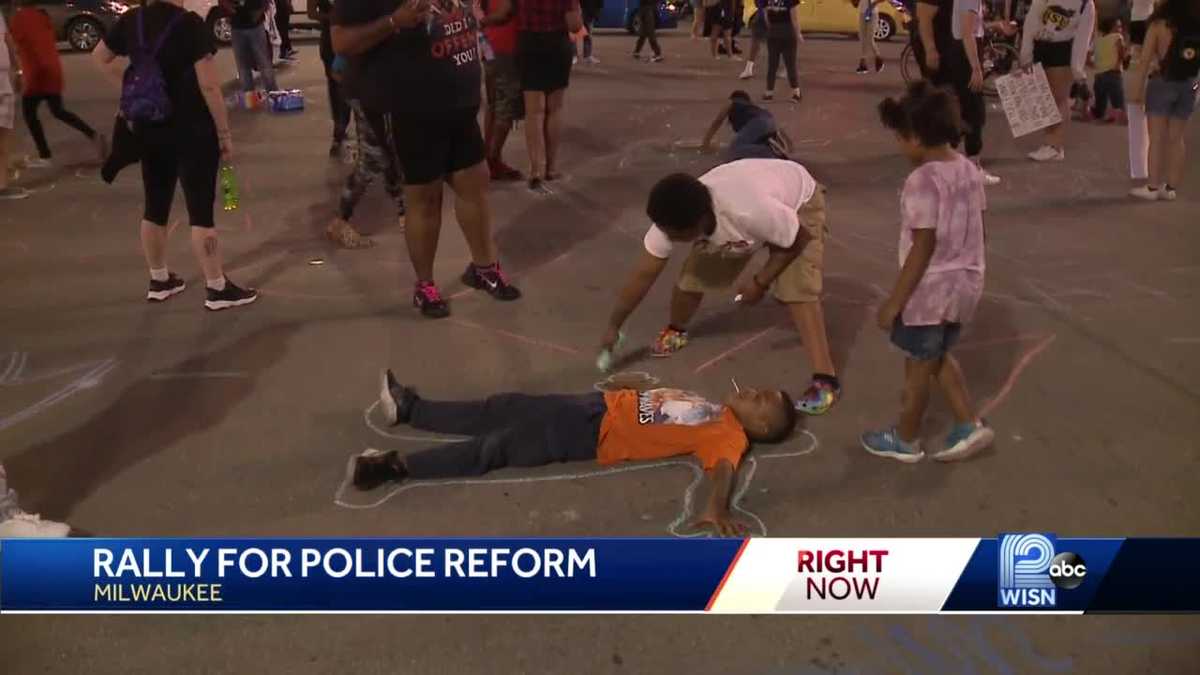 Protesters for police reform call on businesses to join them