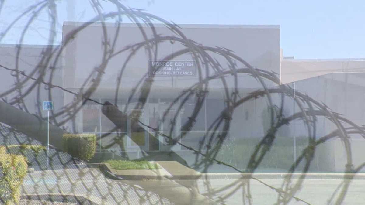 Is decreasing prison population putting citizens in danger?