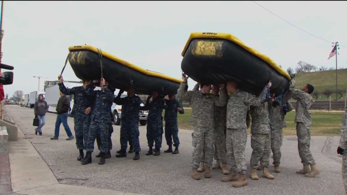 Fans rep in anticipation of Army Navy game