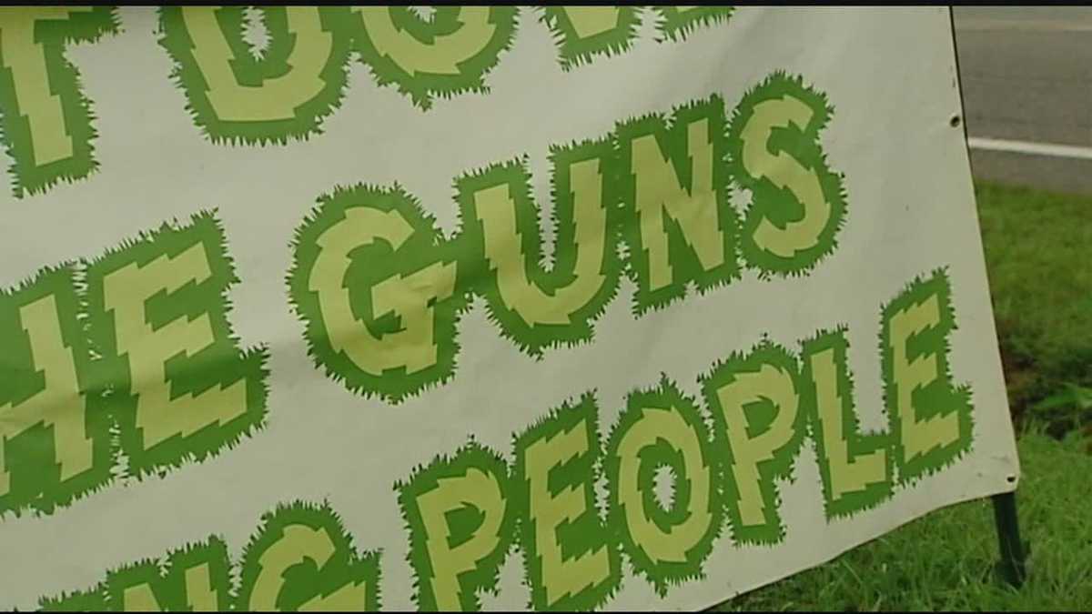 "Put down the guns" message for back to school students